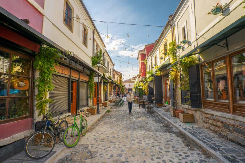 Visita guiada por Korca - Reserva online en Civitatis.com