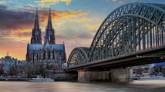 Transfers in Cologne - Airport hotel transfer service