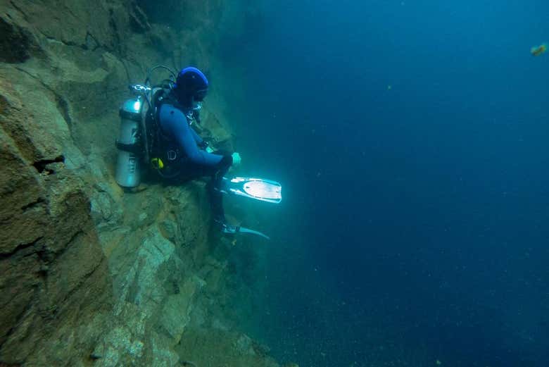 Moreno Lake Beginners Scuba Diving Lesson in Bariloche