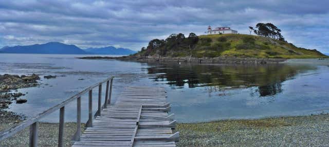 San Isidro Lighthouse Trip from Punta Arenas - Civitatis.com