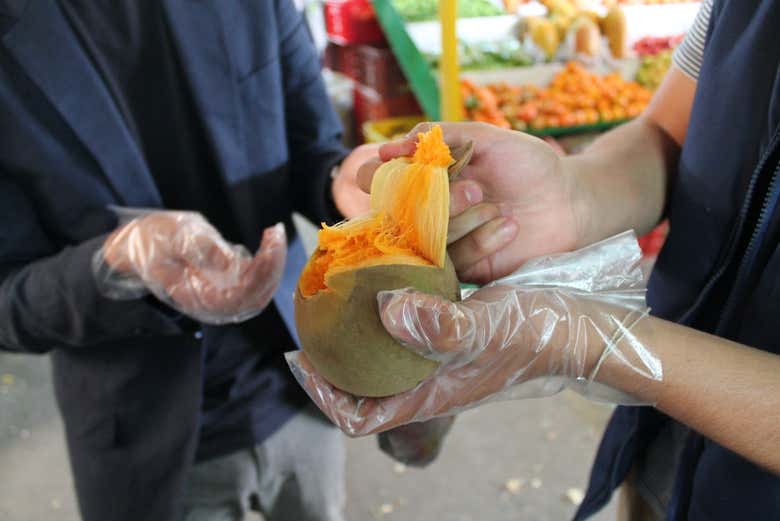 Visite à la découverte des fruits colombiens à Bogota