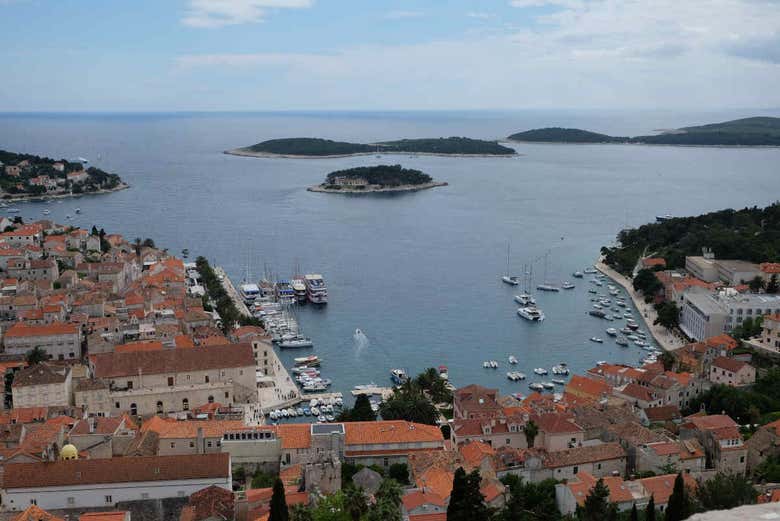 Cruzeiro pelas ilhas Pakleni saindo de Hvar - Civitatis.com