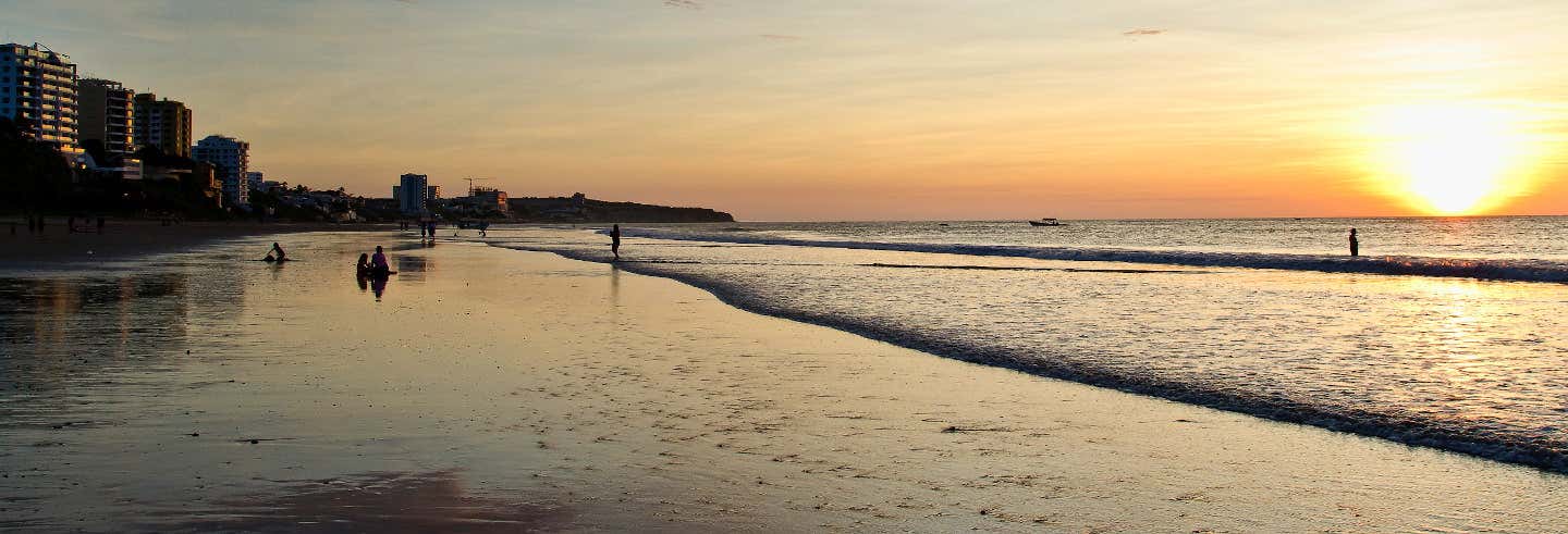 Activities, Guided Tours and Day Trips in Manta - Civitatis.com