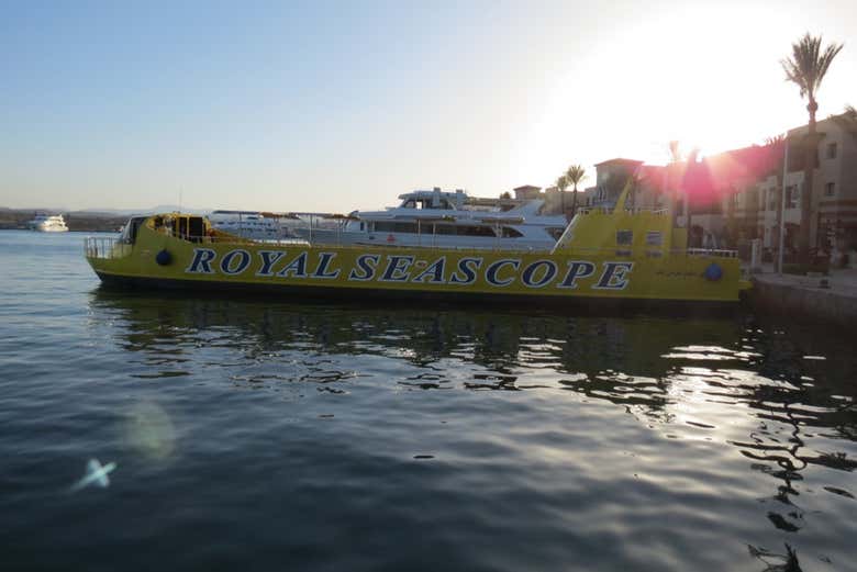 Paseo en barco con visión submarina por el Mar Rojo desde Marsa Alam