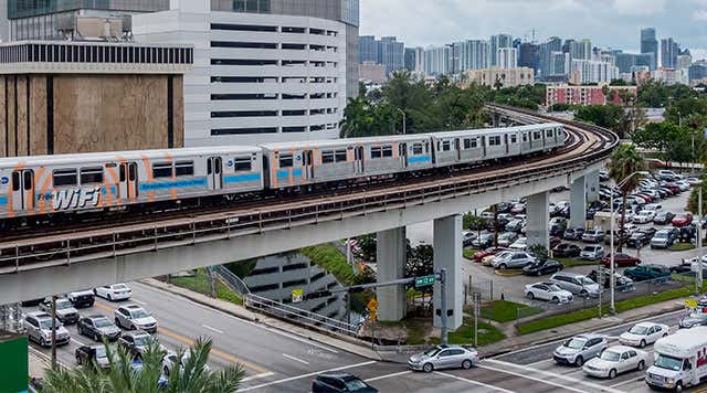Metrorail - Lignes, horaires et tarifs du train de Miami