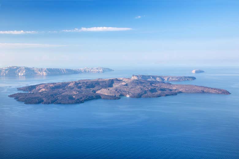 Santorini Caldera Traditional Cruise - Book at Civitatis.com