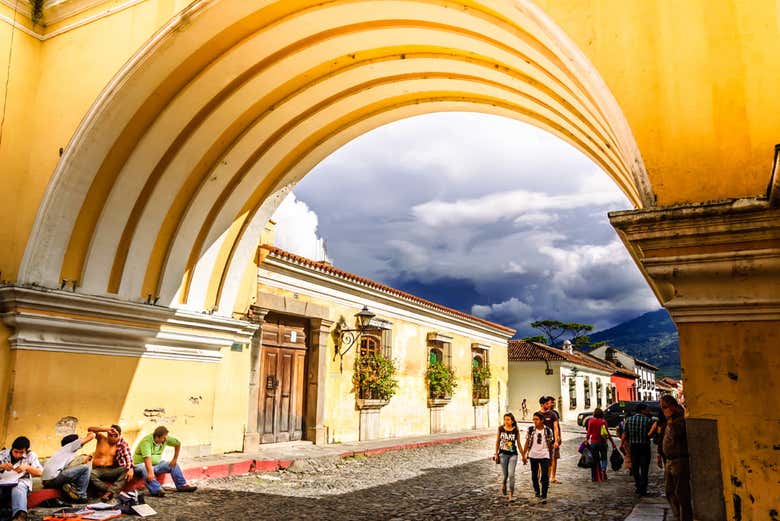 Antigua Guatemala & Hot Springs, Puerto Quetzal