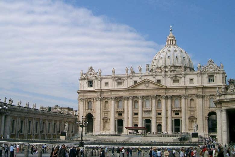 Rome Private Tour from Civitavecchia - Book at Civitatis.com