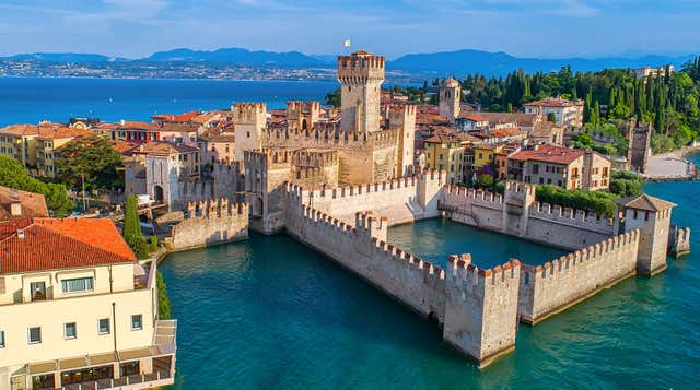 Activities, Guided Tours and Day Trips in Sirmione - Civitatis.com