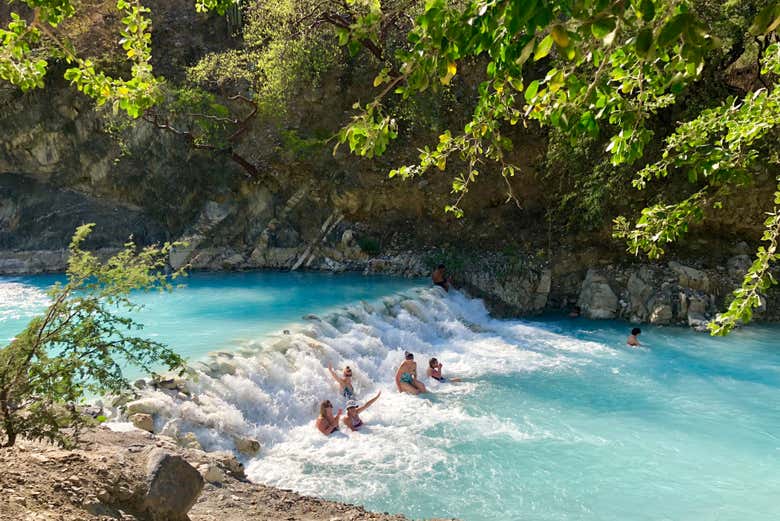 Excursion aux grottes de Tolantongo depuis Mexico - Civitatis.com
