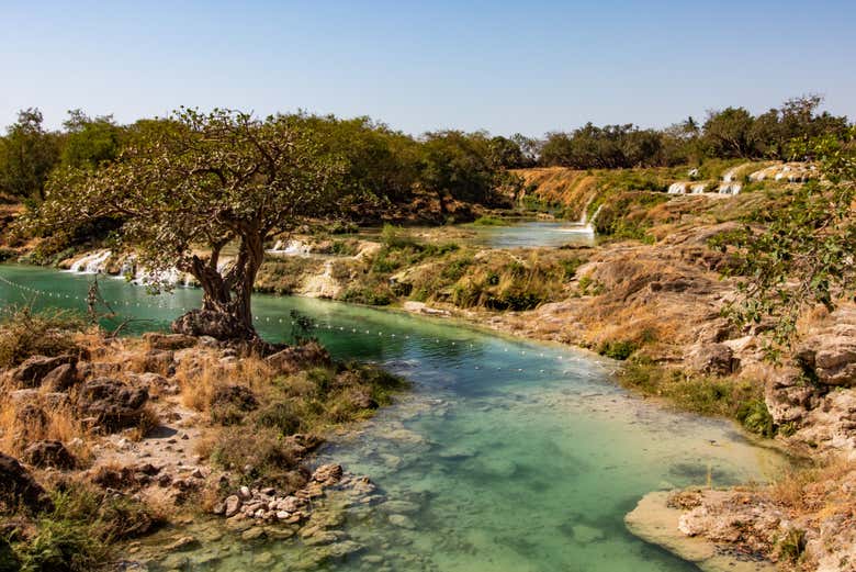 Ruta privada de senderismo por el valle de Darbat desde Salalah