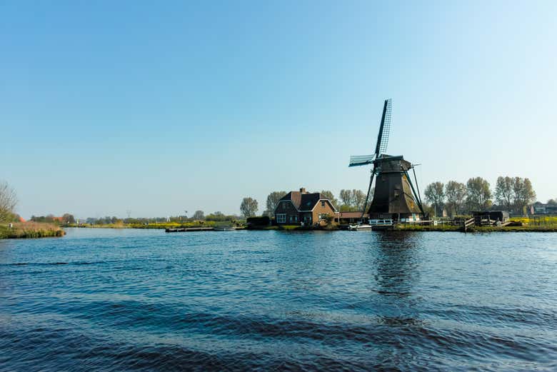Kaag Lakes Cruise from Warmond - Book Online at Civitatis.com
