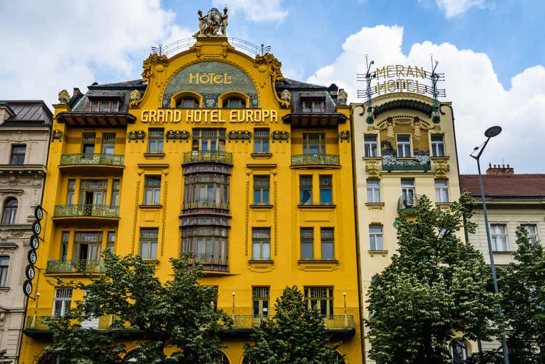 Tour architettonico di Praga - Prenotazione online a Civitatis.com